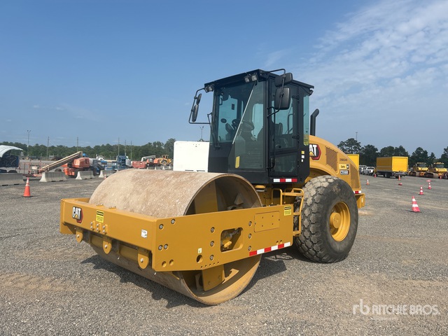 2023 Cat CS56B Smooth Drum Compactor | Ritchie Bros. Auctioneers