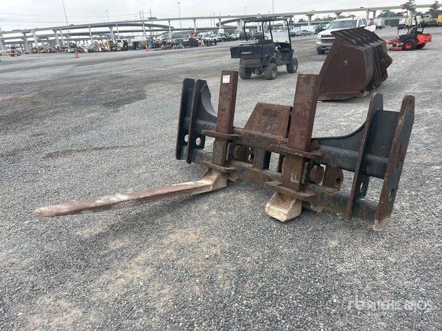 Fleco 68 in Wheel Loader Forks - Fits Volvo L150E | Ritchie Bros ...