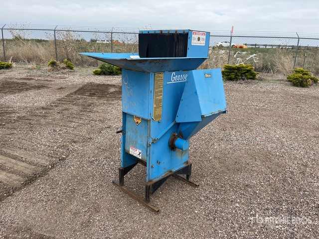 Goossen Wood Chipper | Ritchie Bros. Auctioneers