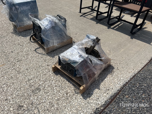 1992 Miller S-21E Wire Feeder | Ritchie Bros. Auctioneers
