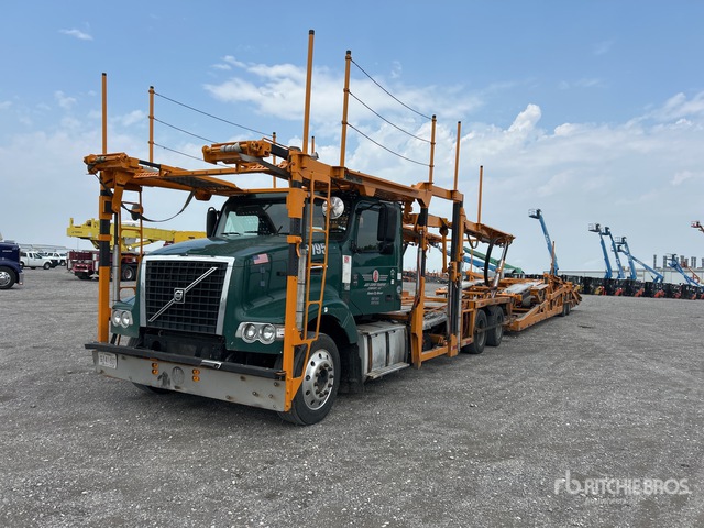 2014 Volvo VAH 6x4 Car Carrier Truck | Ritchie Bros. Auctioneers