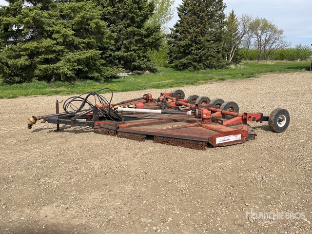 Bush Hog 15 ft Batwing Brush Cutter | Ritchie Bros. Auctioneers