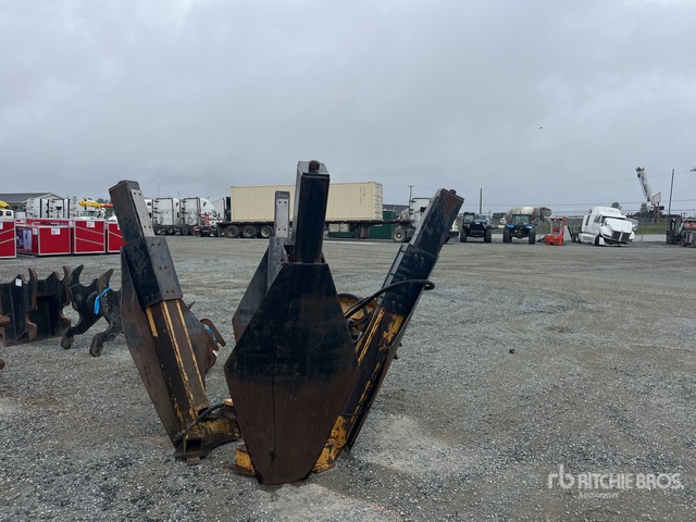 Holt 36-38 Tree Spade | Ritchie Bros. Auctioneers