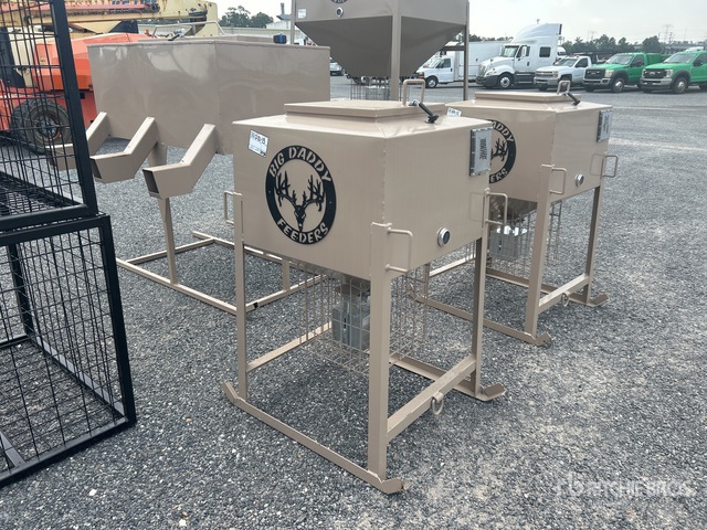Big Daddy 500 lb Electric Deer Feeder (Unused) | Ritchie Bros. Auctioneers
