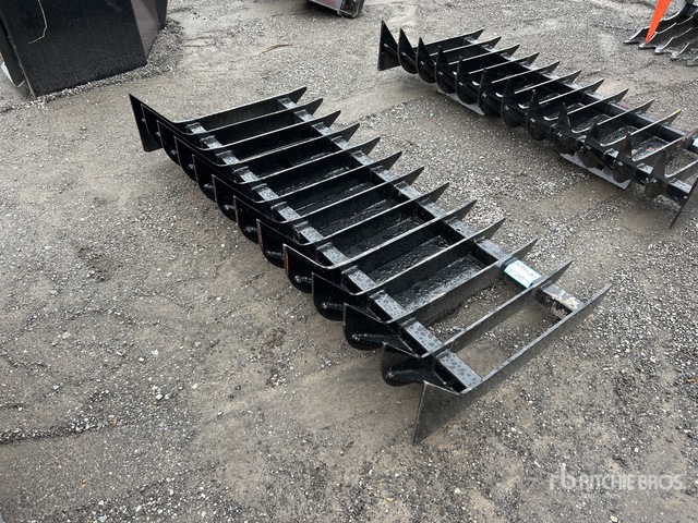 2025 Kit Containers QT-RR-70 70 in Skid Steer Root Rake | Ritchie Bros ...
