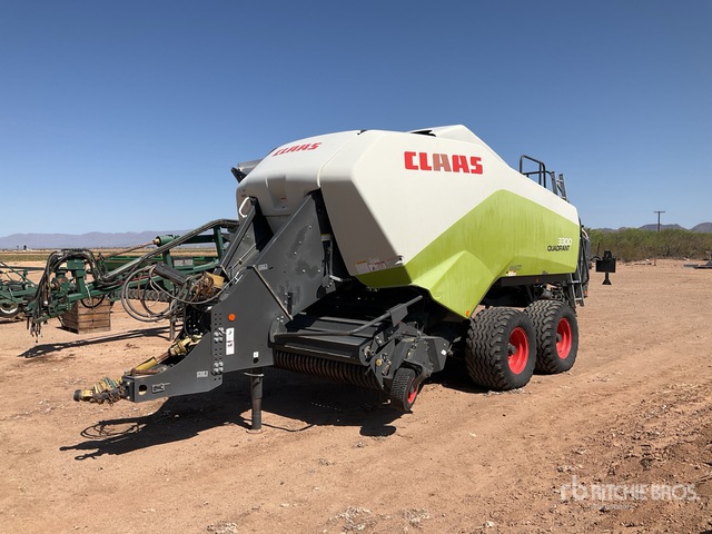 2015 Claas 3300 Quadrant Big Square Baler | Ritchie Bros. Auctioneers