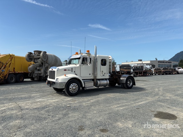 2003 Peterbilt 330 4x2 S/A Sleeper Truck Tractor | Ritchie Bros ...