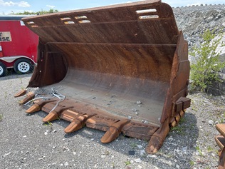 148 in Wheel Loader Bucket - Fits Cat 988H in Havelock, Ontario, Canada ...