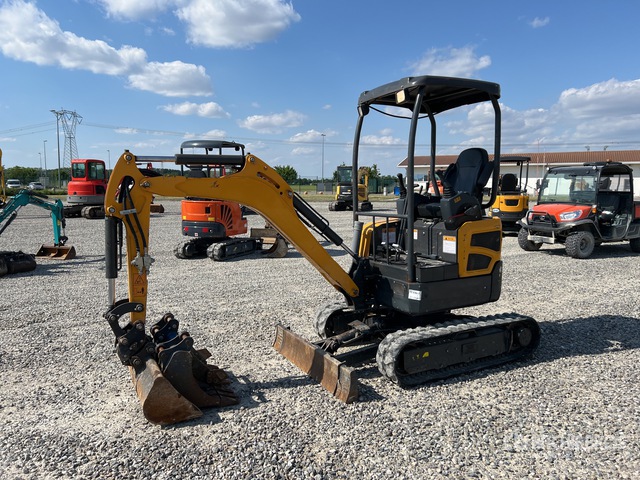 ZENVAN E518 Mini Excavator | Ritchie Bros. Auctioneers
