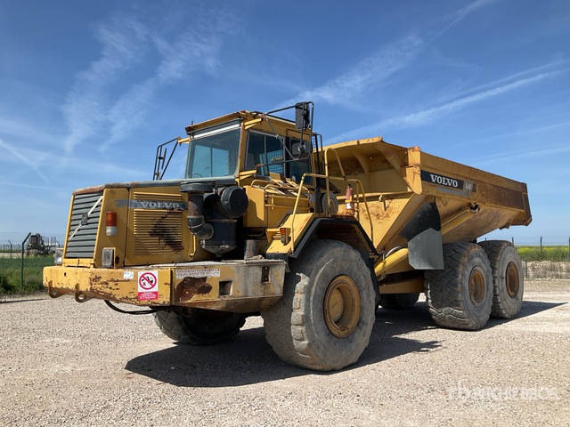 2000 Volvo A40 Articulated Dump Truck | Ritchie Bros. Auctioneers