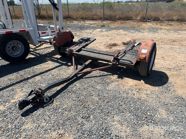 2005 West Texas WTD-45D Car Tow Dolly | Ritchie Bros. Auctioneers