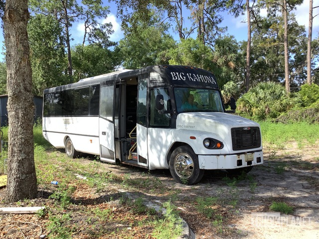 2005 General Coach 4x2 29-Seat Crew Carrier Bus in Deland, Florida ...