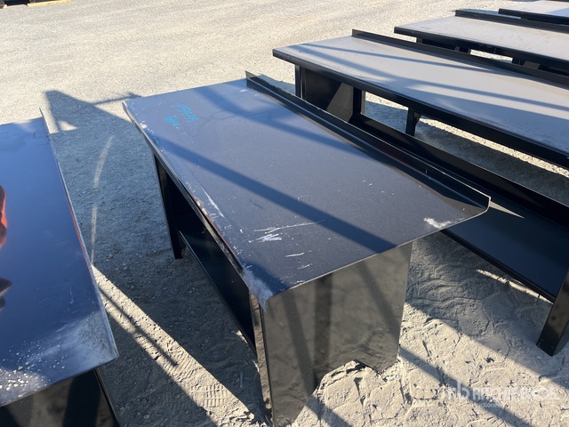 2025 Kit Containers WB-60-190 5 ft Workbench | Ritchie Bros. Auctioneers