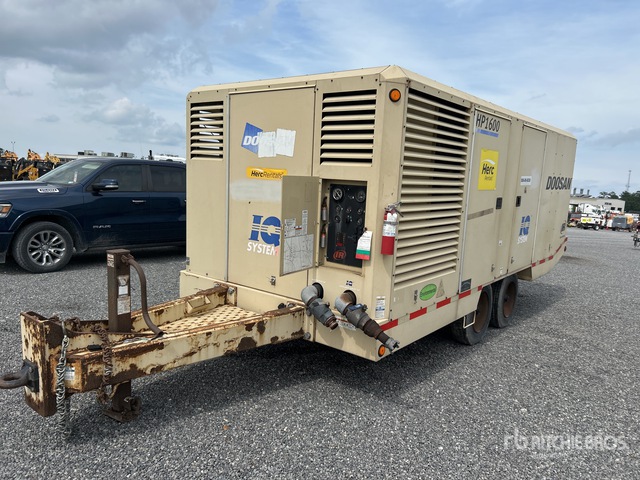2012 Doosan HP1600WCU-FX-T3 1600 cfm Mobile Air Compressor (Inoperable ...