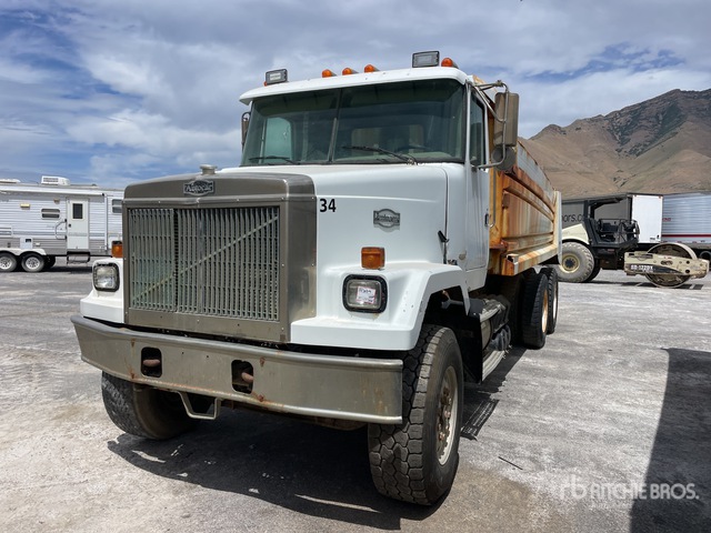 1995 Volvo 6x4 Tipper Truck (Inoperable) | Ritchie Bros. Auctioneers