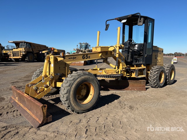 2006 Noram 65ET Motor Grader | Ritchie Bros. Auctioneers