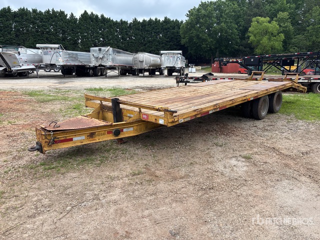 2000 Custom Built T/A Equipment Trailer | Ritchie Bros. Auctioneers