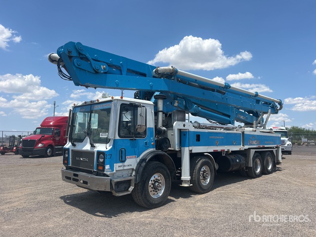 2002 Schwing 2525H-6 / S 45 SX on 2002 Mack MR688S 8x4x4 Concrete Pump ...