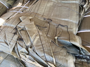 Surplus Lot of 12,000 U.S. Military Polypro Sand Bags (Unused) in ...