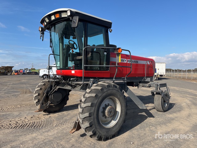 2006 Massey Ferguson 9635 Windrower | Ritchie Bros. Auctioneers