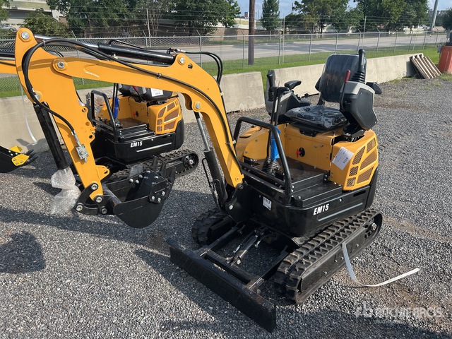 2025 EM15 Mini Excavator (Unused) | Ritchie Bros. Auctioneers