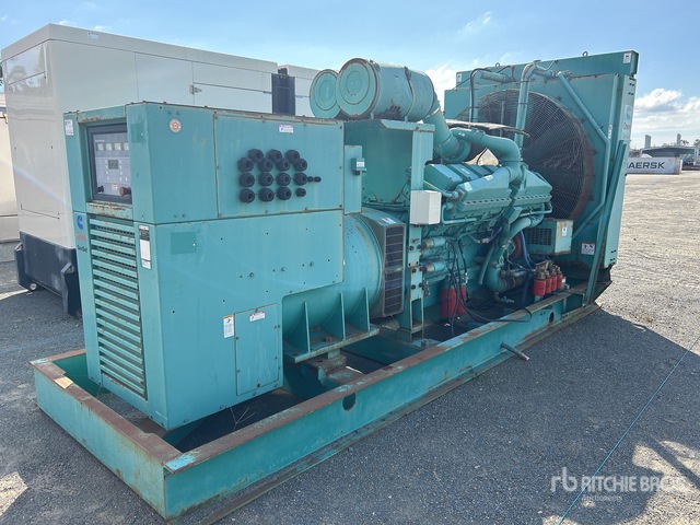 Cummins 800DFJC 1000 kVA Mobile Stand-By Generator Set | Ritchie Bros ...