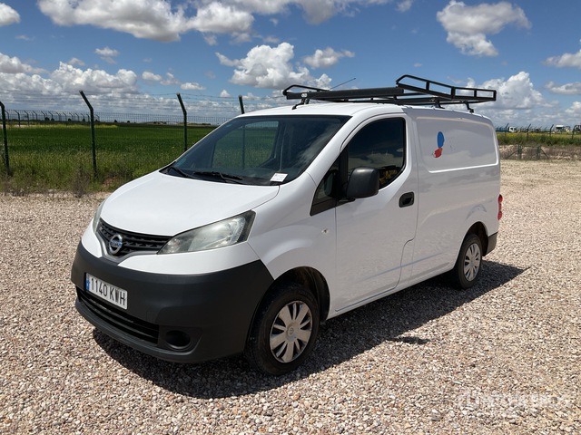 2018 Nissan NV200 Cargo Van | Ritchie Bros. Auctioneers