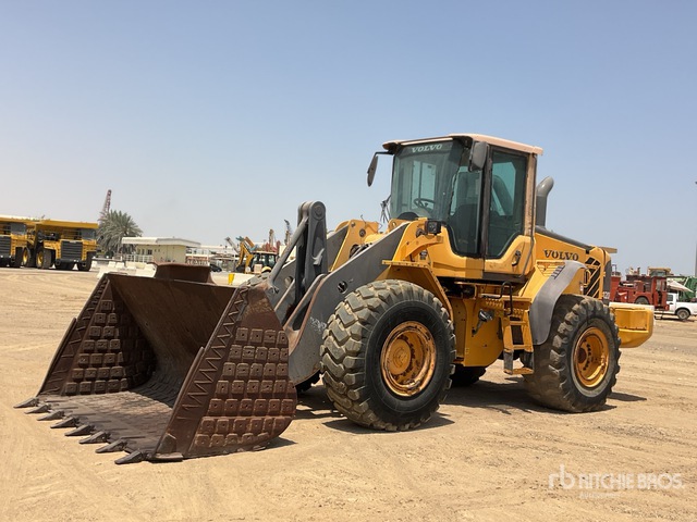 2011 Volvo L120F Wheel Loader | Ritchie Bros. Auctioneers