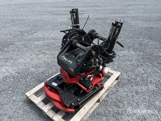 2023 Rototilt R3 Quick Coupler (Unused) | Ritchie Bros. Auctioneers