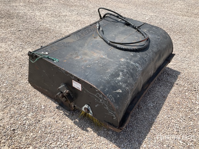 Bobcat Sweeper 60 Skid Steer Broom | Ritchie Bros. Auctioneers