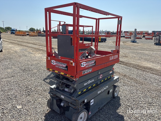 2019 Skyjack SJ 3219 Electric Scissor Lift | Ritchie Bros. Auctioneers