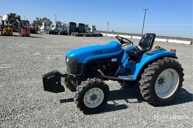 1999 New Holland T1725 2WD Utility Tractor | Ritchie Bros. Auctioneers