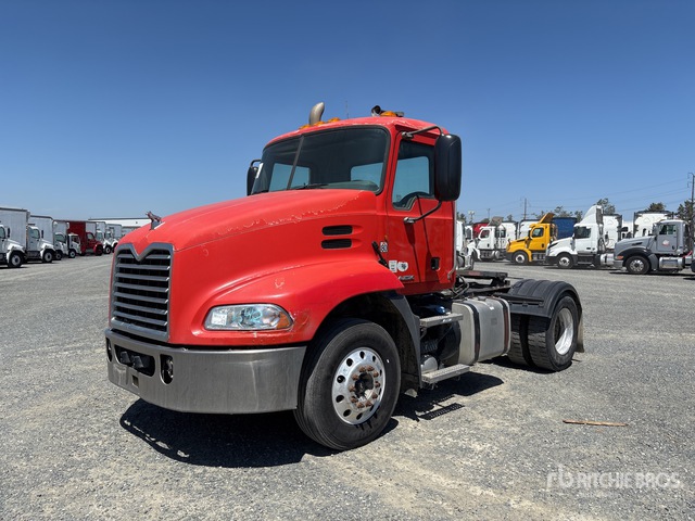 2011 Mack CXU612 4x2 S/A Day Cab Truck Tractor | Ritchie Bros. Auctioneers