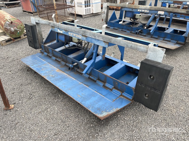Tieman Hydraulic Lift | Ritchie Bros. Auctioneers
