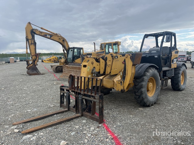 2005 Cat TH580B Telehandler | Ritchie Bros. Auctioneers
