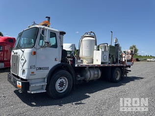 2001 Volvo WX42 4x2 Paint Striping Truck in Chehalis, Washington ...
