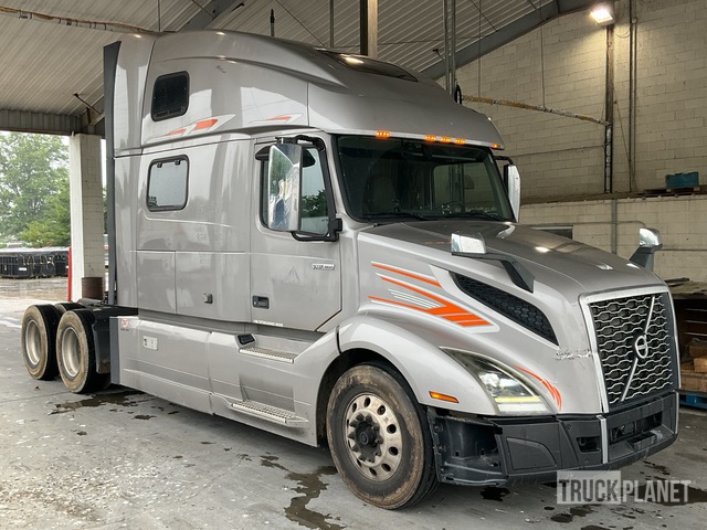 2019 Volvo VNL64T860 6x4 T/A Sleeper Truck Tractor in Woodstown, New ...