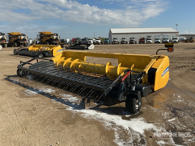 2020 New Holland 790cp 15 ft Combine Pickup Header | Ritchie Bros ...