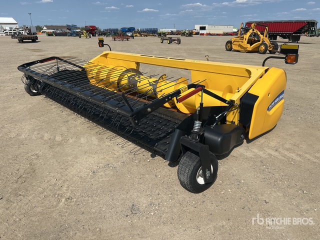 2018 New Holland 790cp 15 ft Combine Pickup Header | Ritchie Bros ...