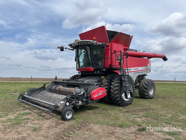 2013 Massey Ferguson 9560 Combine Harvester | Ritchie Bros. Auctioneers