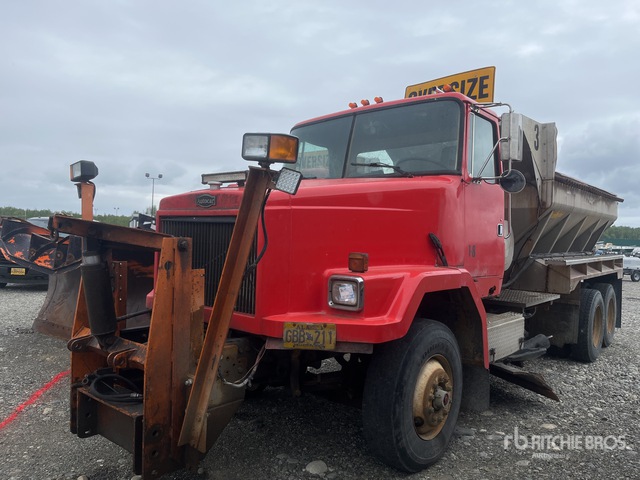1990 Volvo/GM ACL 6x4 Snow Plow Truck | Ritchie Bros. Auctioneers