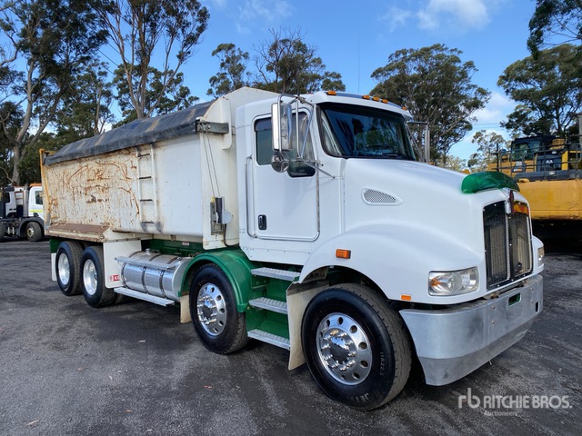2013 Kenworth T359 8x4 Twin-Steer Tipper Truck | Ritchie Bros. Auctioneers