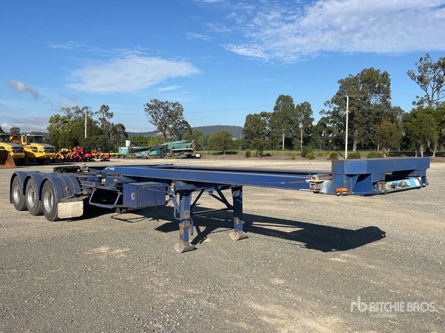 2007 MaxiTrans 6 m Tri/A B-Double Lead Rollback Container Trailer ...