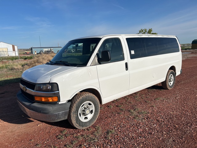 Government Vans: Passenger, Step Vans & Cargo | GovPlanet