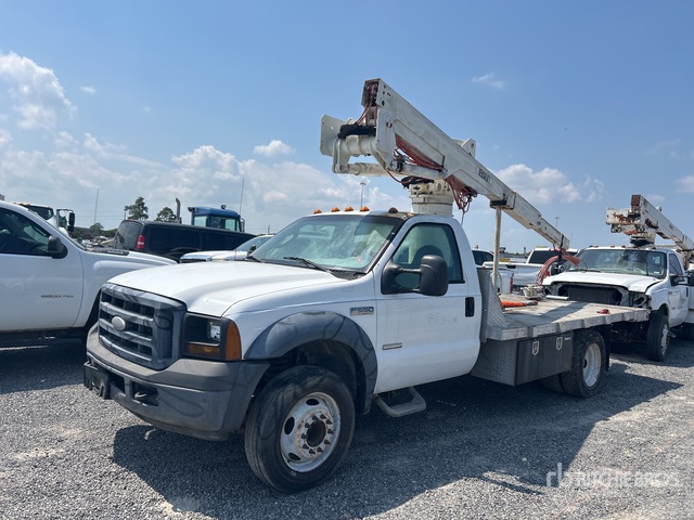 Versalift on 2007 Ford F-550 4x2 Bucket Truck (Inoperable) | Ritchie ...