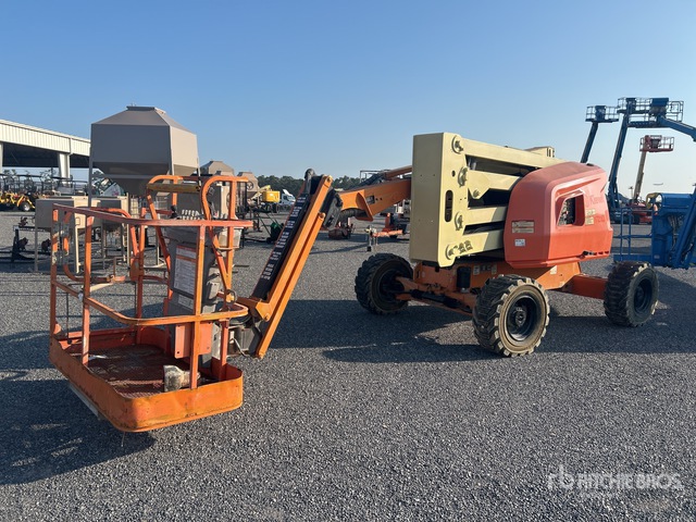2017 JLG 450AJ 4WD 4WD Diesel Articulating Boom Lift | Ritchie Bros ...
