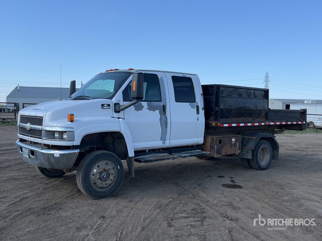 2006 Chevrolet C5500 4x4 Crew Cab Camion à benne essieu simple ...