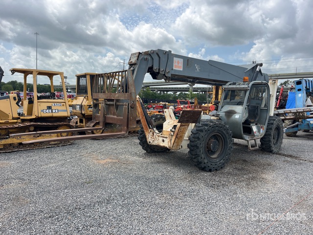 2005 Terex TH1056C Telehandler (Inoperable) | Ritchie Bros. Auctioneers