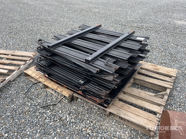 Flatbed Side Gates | Ritchie Bros. Auctioneers