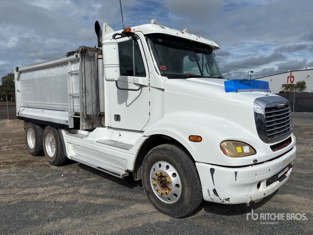 2007 Freightliner CL112 Columbia 6x4 Tipper Truck | Ritchie Bros ...